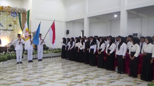 SMPN 2 Murung Pudak Kukuhkan Ratusan Siswa Kelas IX, Siswa Berprestasi ...
